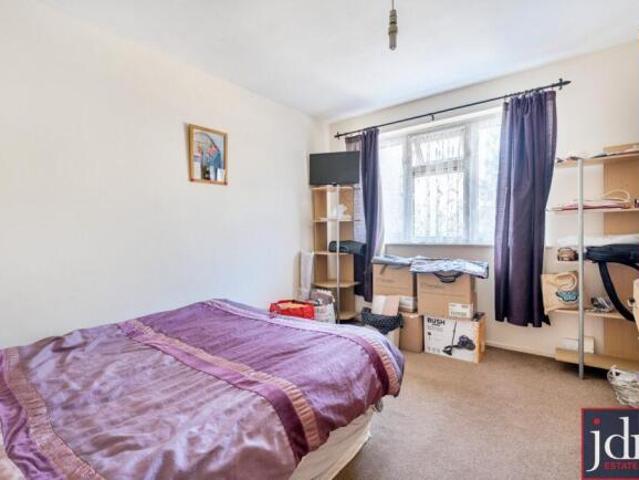 Parking for rent in Hackington Crescent, Beckenham, BR3