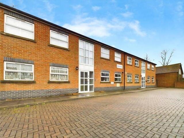 Parking Tilehurst Berkshire LS100541302