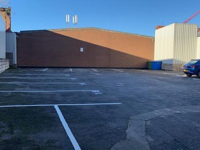 Parking to rent