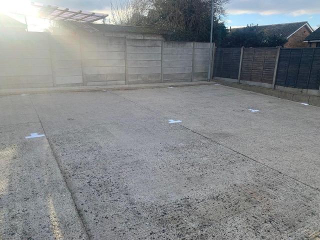Parking to rent