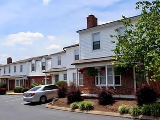 Parkins Ridge Town Houses 2 Bedrooms