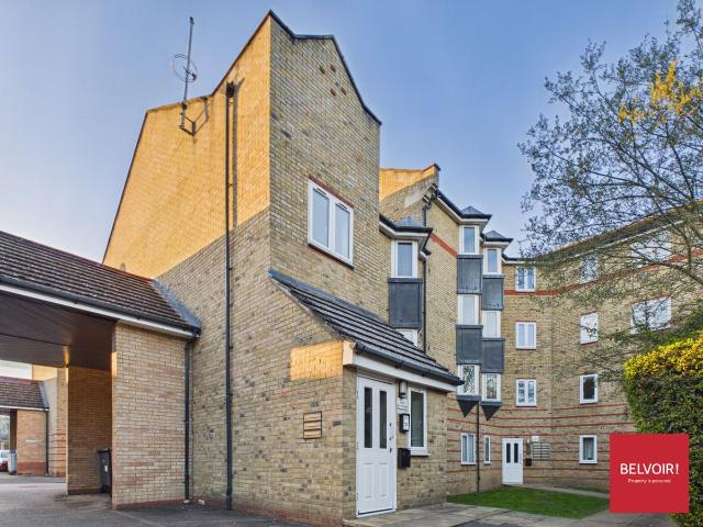 Parkinson Drive, The Village, Chelmsford, Essex CM1, 1 bed flat to rent, £1,000 pcm | PrimeLocation
