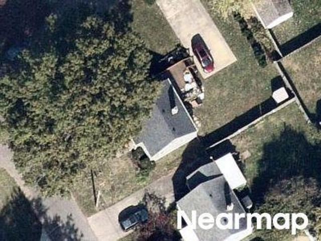 Parklawn Dr