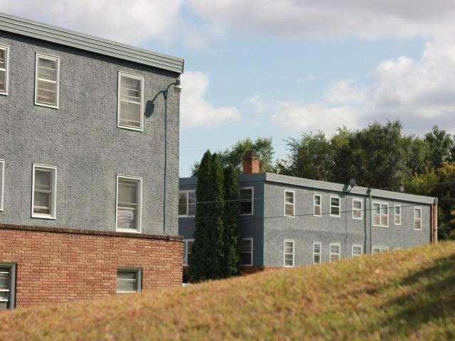 Parklawn Studio Apartment for Rent at 1270 Magnolia Ave E, St. Paul, MN 55106 Payne Phalen