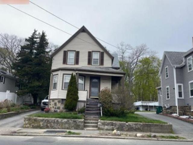 Parkland Ave