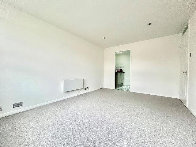 Parkland Court, London E15, 1 bed flat to rent, £1,600 pcm | PrimeLocation