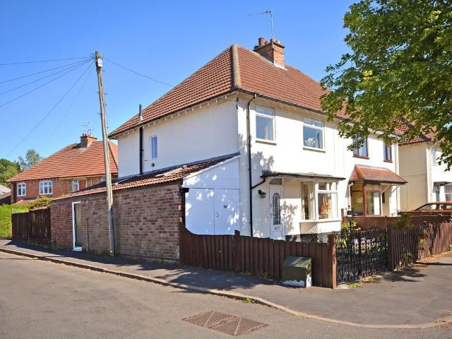 Parkland Drive, Oadby, Leicester LE2, 3 bed semi detached house to rent, £1,300 pcm | PrimeLocation