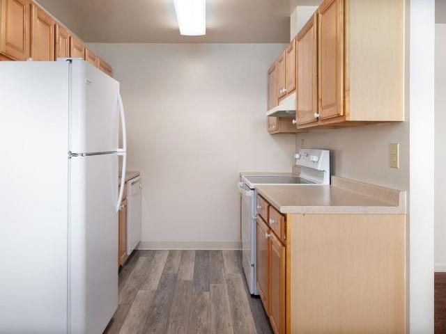 Parklane Apartments KK01 107 2 Bedroom Apartment for Rent at 800 Memorial Dr, South San Francisco, CA 94080 Orange Park