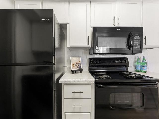 Parklane Commons 3 Bedroom Apartment for Rent at 1283 W Parklane Blvd, Chandler, AZ 85224