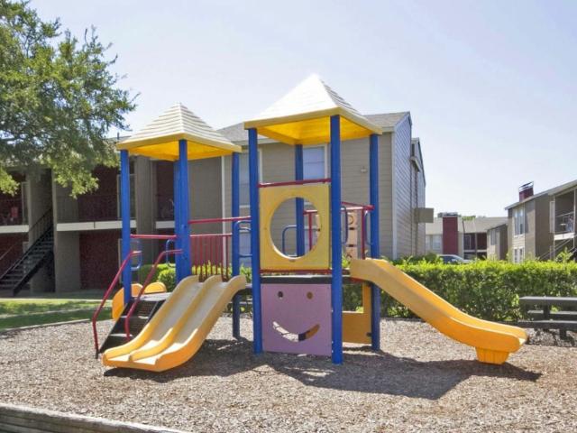Parks at Walnut 2 Bedroom Apartment for Rent at 10000 Walnut St, Dallas, TX 75243