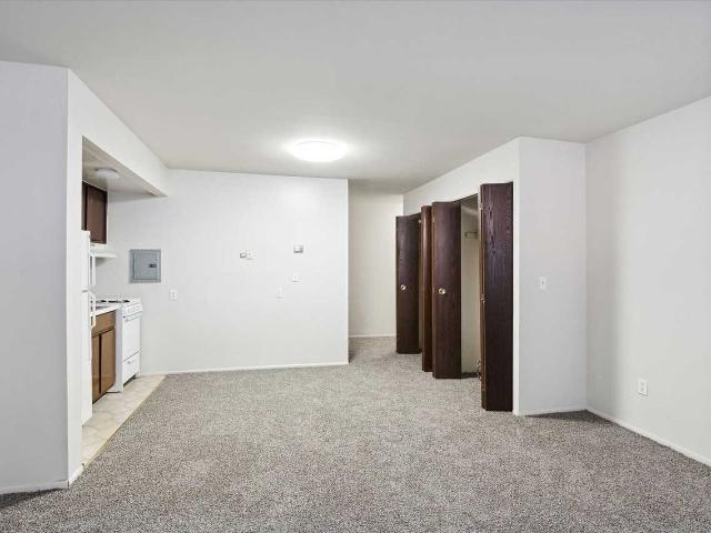 Parkside Apartments Studio Apartment for Rent at 23740 Fenkell St, Detroit, MI 48223 Redford