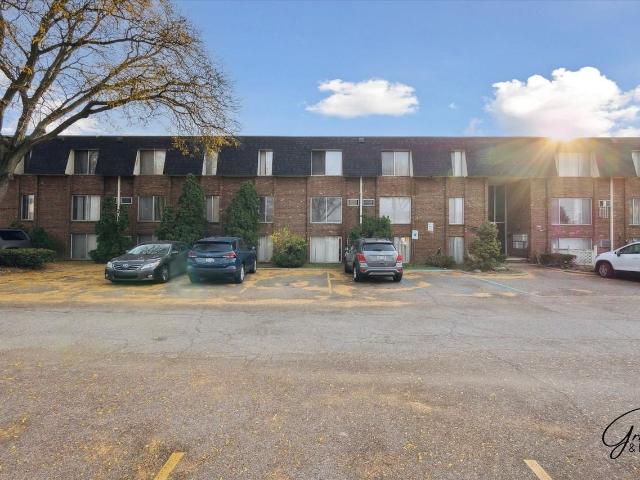 Parkside Apartments 1 Bedroom Apartment for Rent at 23740 Fenkell St, Detroit, MI 48223 Redford