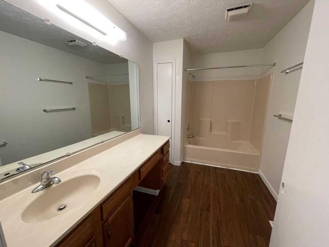 Parkside Apartments 2 Bedroom Apartment for Rent at 1100 Holly Ct, Plainfield, IN 46168
