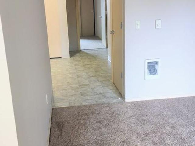 Parkside Apartments 3 Bedroom Apartment for Rent at 300 Sand Ridge Ct, Lebanon, OR 97355