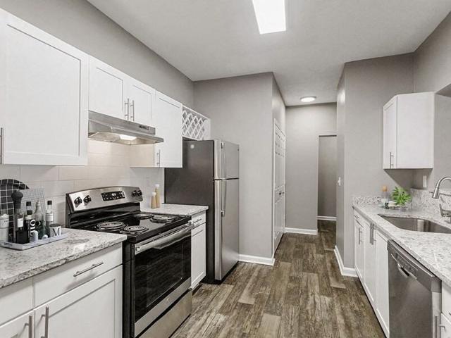 Parkside at Town Center 1 Bedroom Apartment for Rent at 1615 Cobb Pkwy N, Marietta, GA 30062 Cobb Marietta Industrial Park