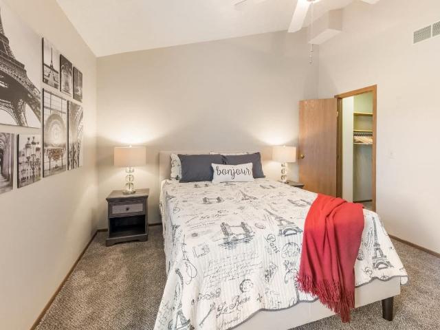 Parkside at Maple Canyon 1 Bedroom Apartment for Rent at 2115 Jewett Dr, Columbus, OH 43229 Northgate