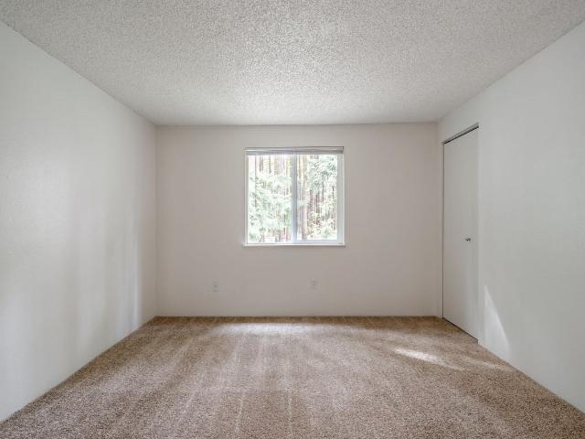 Parkside Commons 2 Bedroom Apartment for Rent at 8778 N Columbia Blvd, Portland, OR 97203 St. Johns