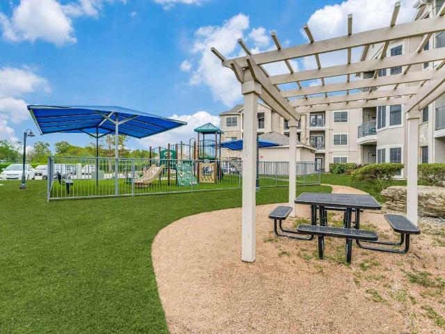 Parkside Crossing 1 Bedroom Apartment for Rent at 3400 Shoreline Dr, Austin, TX 78728