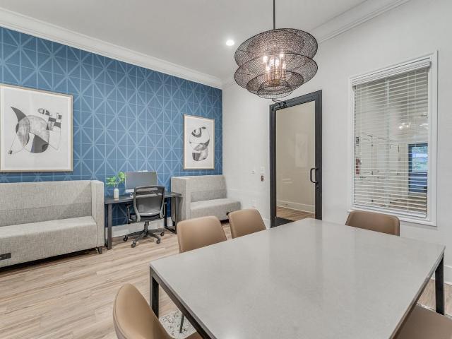 Parkside Crossing 3 Bedroom Apartment for Rent at 3400 Shoreline Dr, Austin, TX 78728