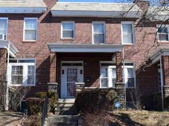 Parkside Dr