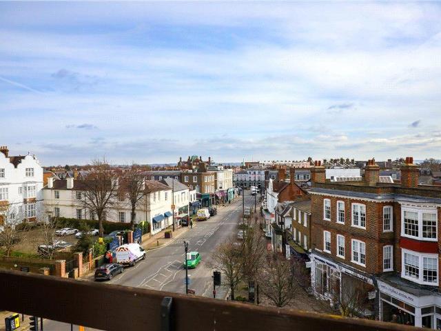 Parkside House, 52 High Street, SW19 Studio to rent £1,550 pcm £358 pw