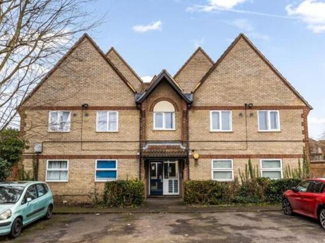 Parkside, Hyde Court, Waltham Cross, 1 Bedroom Flat