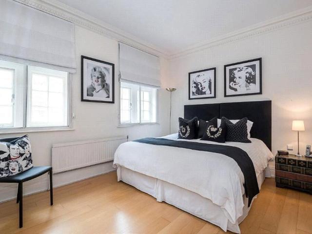 Parkside, Knightsbridge SW1X 4 bed apartment to rent £14,733 pcm £3,400 pw