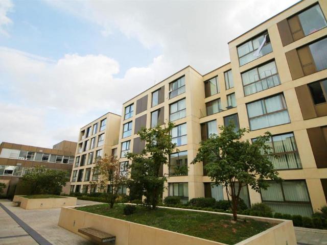 Parkside Place, Cambs CB1 2 bed flat to rent £2,400 pcm £554 pw
