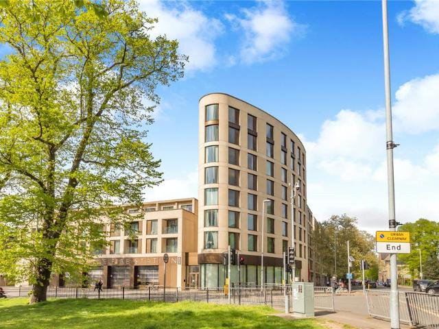 Parkside Place, Parkside, Cambridge, CB1 2 bed apartment to rent £2,550 pcm £588 pw