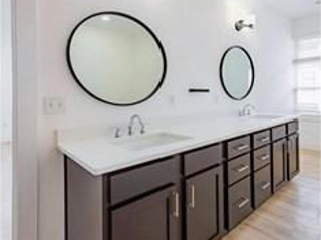 Parkside Row 3 Bedroom Apartment for Rent at 215 Se 34th St, Bentonville, AR 72712