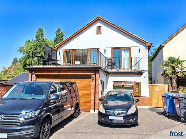 Parkstone Heights, Poole 1 bed apartment to rent £1,025 pcm £237 pw