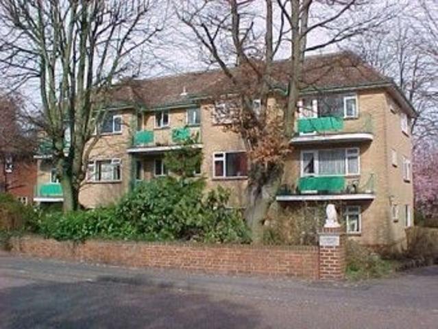 Parkstone, Poole BH14, 1 bed flat to rent, £950 pcm | PrimeLocation