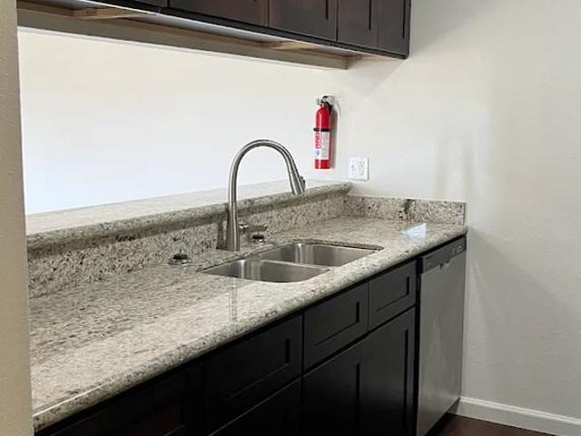 Parkwood 2 Bedroom Apartment for Rent at 1403 N Logan St, Texas City, TX 77590
