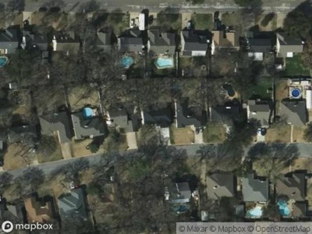 Parkwood Dr