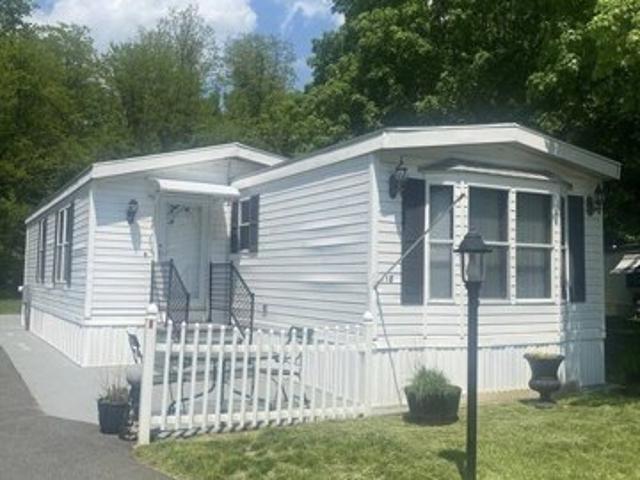 Parkwood Dr, West Springfield, Property For Sale