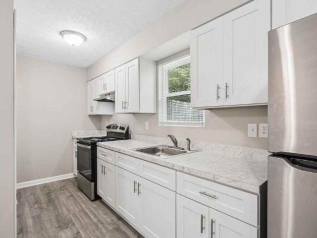 Parkwood Place 1 Bedroom Apartment for Rent at 6817 Brooklawn Dr, Louisville, KY 40214