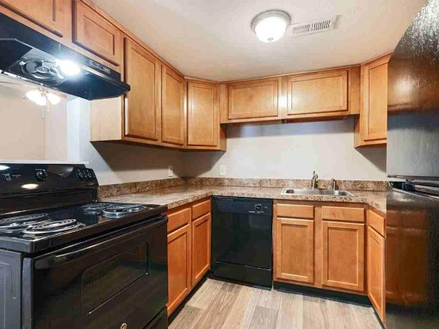 Parkwood Place 2 Bedroom Apartment for Rent at 6817 Brooklawn Dr, Louisville, KY 40214