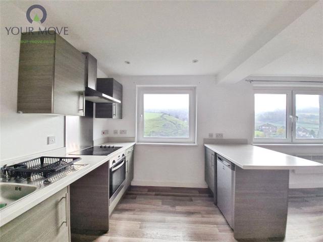 Parkwood Rise, Keighley, West Yorkshire BD21, 2 bed flat to rent, £600 pcm | PrimeLocation