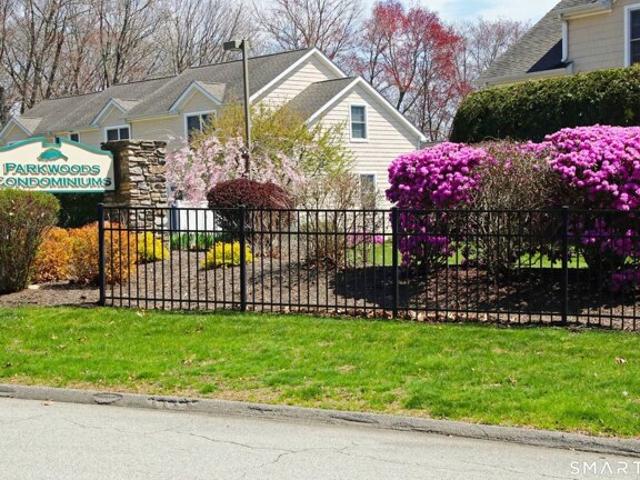 Parkwoods Dr Unit,norwich, Home For Sale