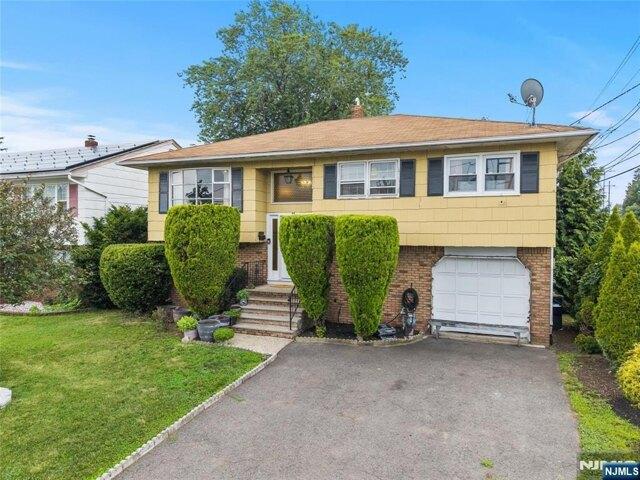 Parkway Ave, Clifton, Home For Sale
