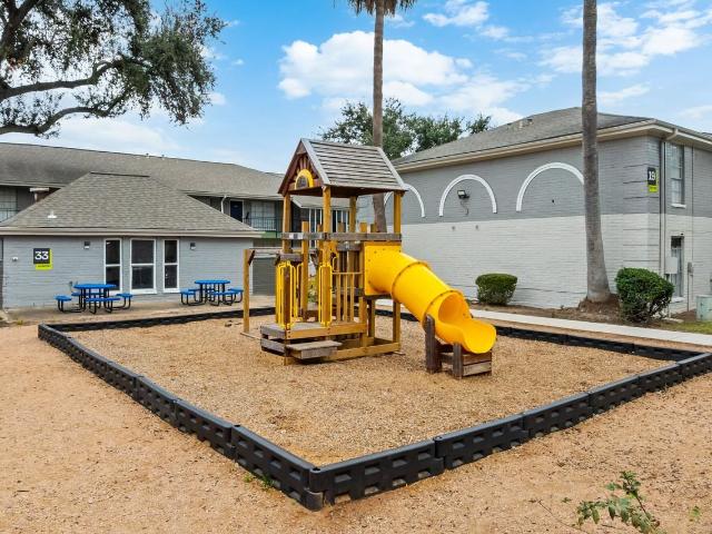 Parkway And Parkgreen On Bellaire 1 Bedroom Apartment for Rent at 8100 Bellaire Blvd, Houston, TX 77036 Sharpstown