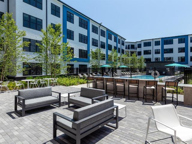 Parkway Apartments 2 Bedroom Apartment for Rent at 1555 Vfw Pkwy, Boston, MA 02132 Upper Washington Spring Street