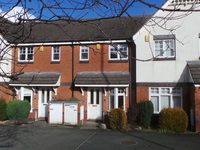 Parkway, Birmingham B45, 2 bed terraced house to rent, £995 pcm | PrimeLocation