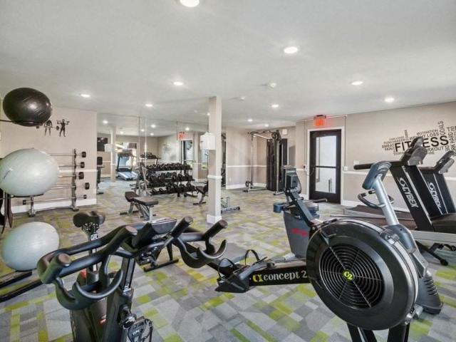 Parkway Club 1 Bedroom Apartment for Rent at 1237 Graves Ave, Bostonia, CA 92021 Bostonia