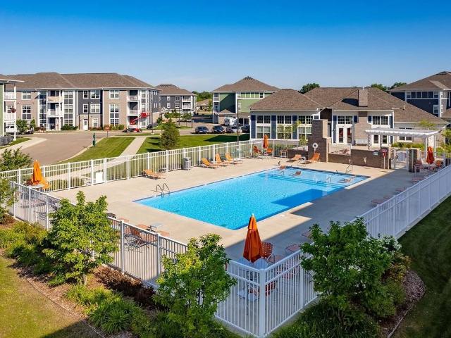 Parkway Flats 2 Bedroom Apartment for Rent at Central Park Cir, Kalamazoo, MI 49001 Arcadia