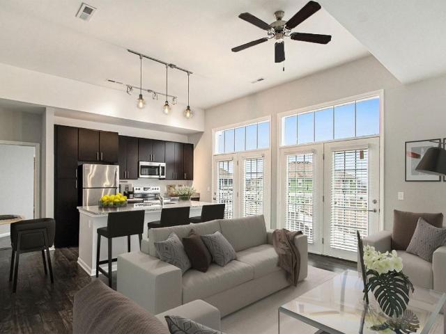 Parkway Flats 3 Bedroom Apartment for Rent at Central Park Cir, Kalamazoo, MI 49001 Arcadia