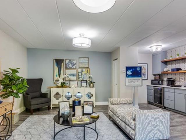 Parkway Grand
