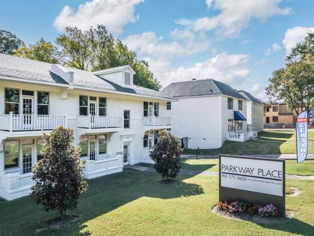 PARKWAY PLACE APARTMENTS Studio Apartment for Rent at 2342 Parkway Pl, Memphis, TN 38112 Binghampton Lester