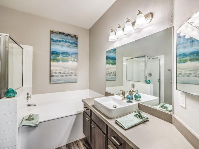 Parkway Townhomes 2 Bedroom Apartment for Rent at 2675 Windmill Pkwy, Henderson, NV 89074 Green Valley South