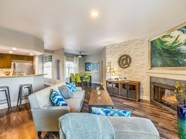 Parkway Townhomes 3 Bedroom Apartment for Rent at 2675 Windmill Pkwy, Henderson, NV 89074 Green Valley South